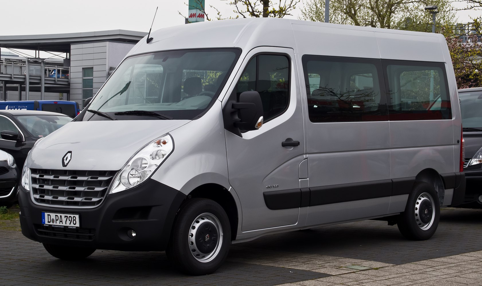 Renault Master III (Phase II, 2014) Combi 2.3 dCi (130 Hp) L1H1